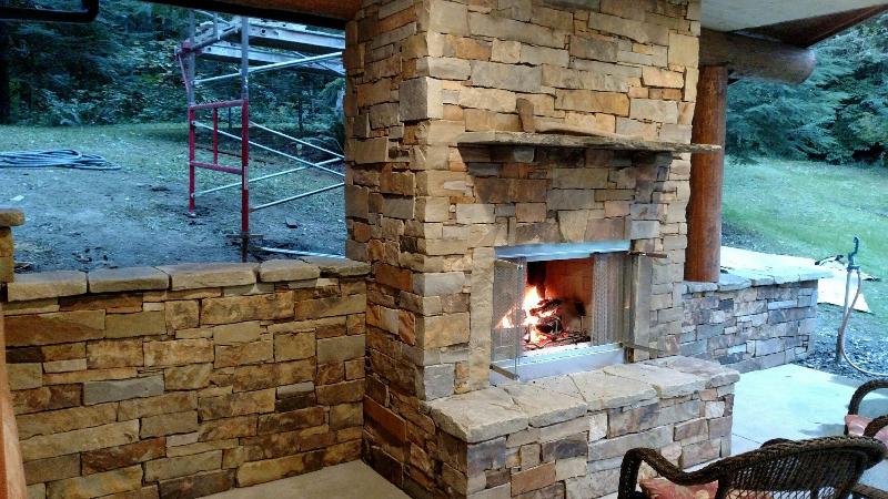 Fireplaces - TRUE STONE ENTERPRISES